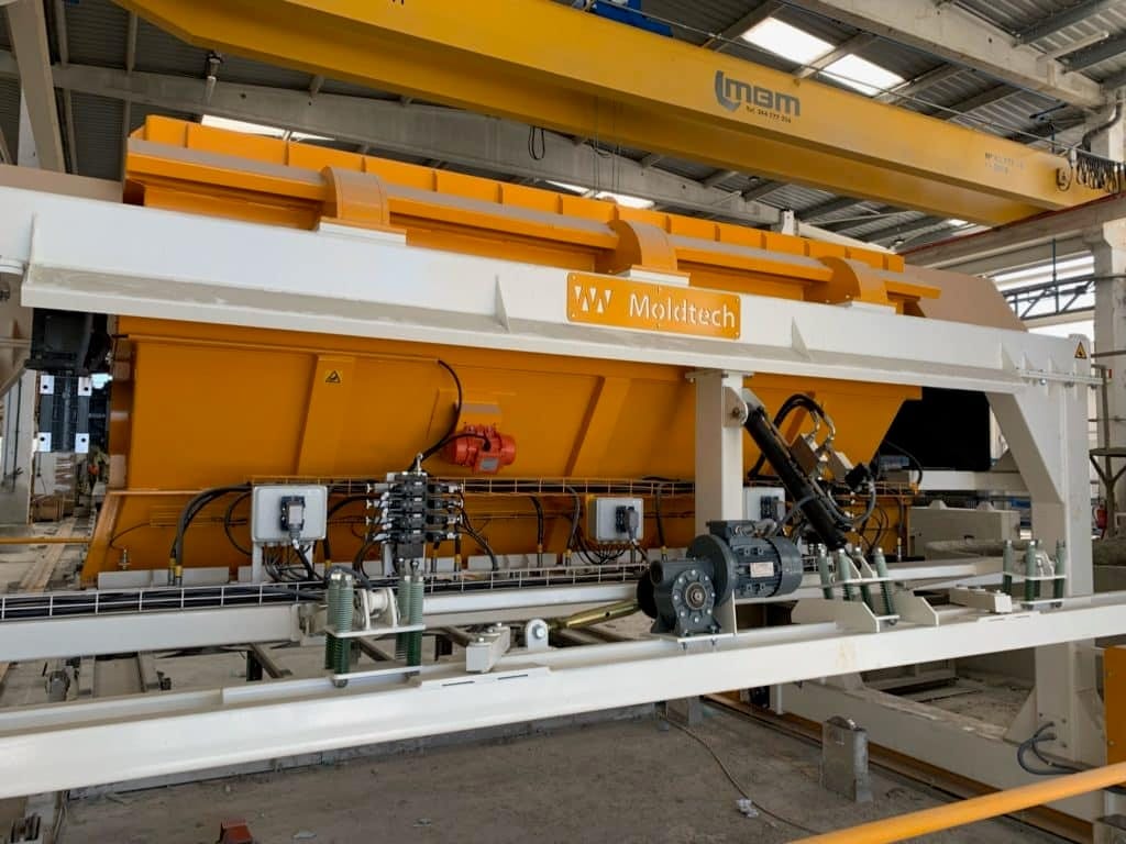 Automatic Concrete distributor | Automatic Concrete | Moldtech