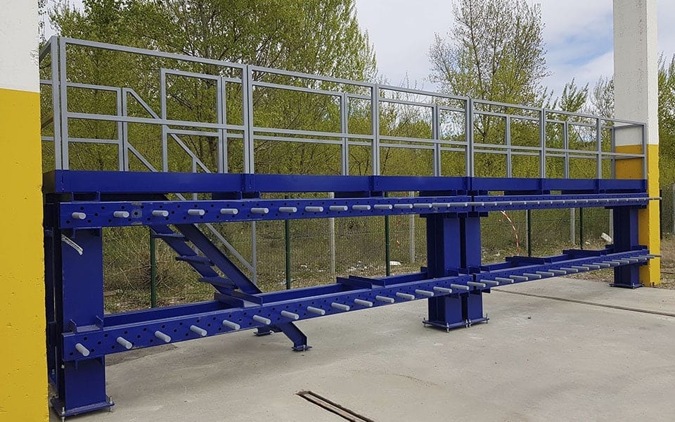 Stacking Machines | Stacking Equipment | Moldtech