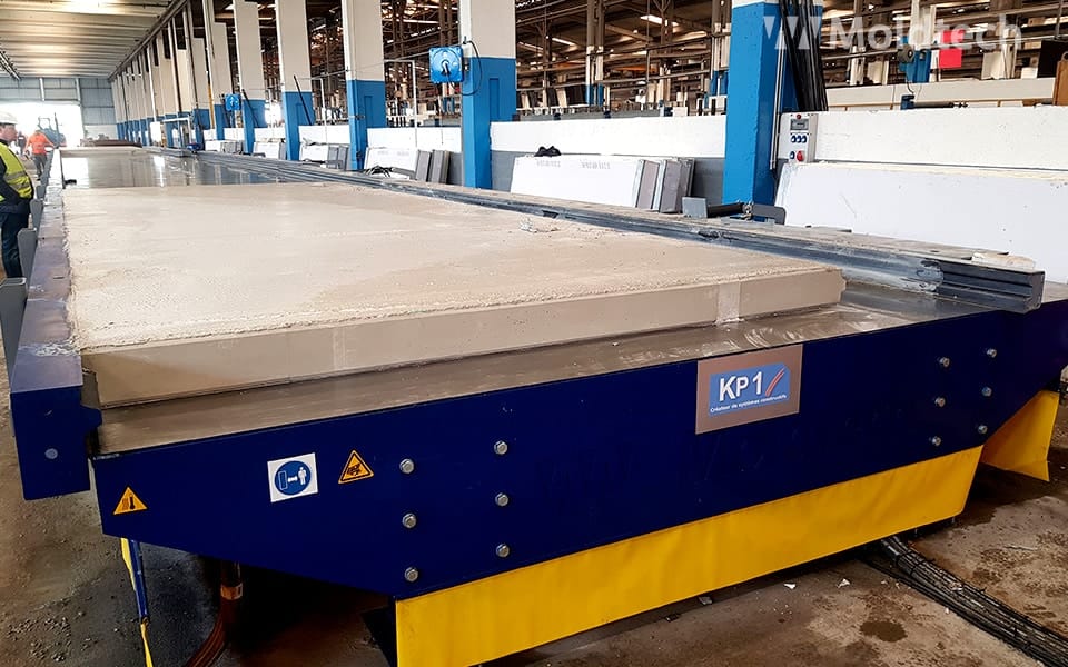 Tilting tables - Moldtechsl